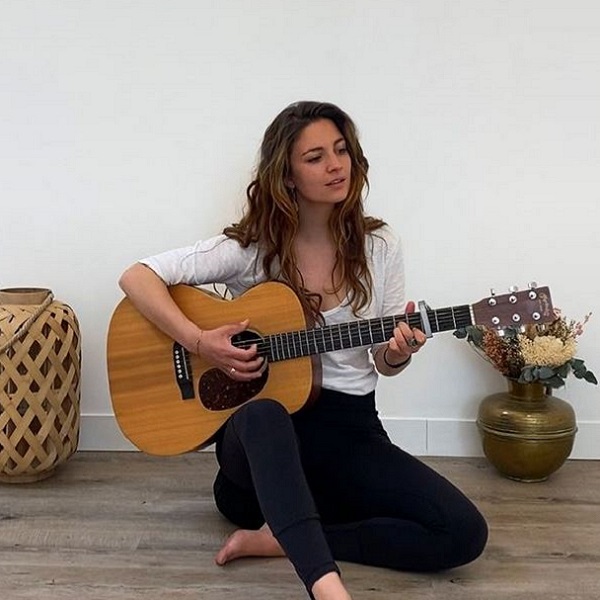 Concerts "A cœurs ouverts" avec Alice Dugast et Dix Mille - L'arbre aux ...